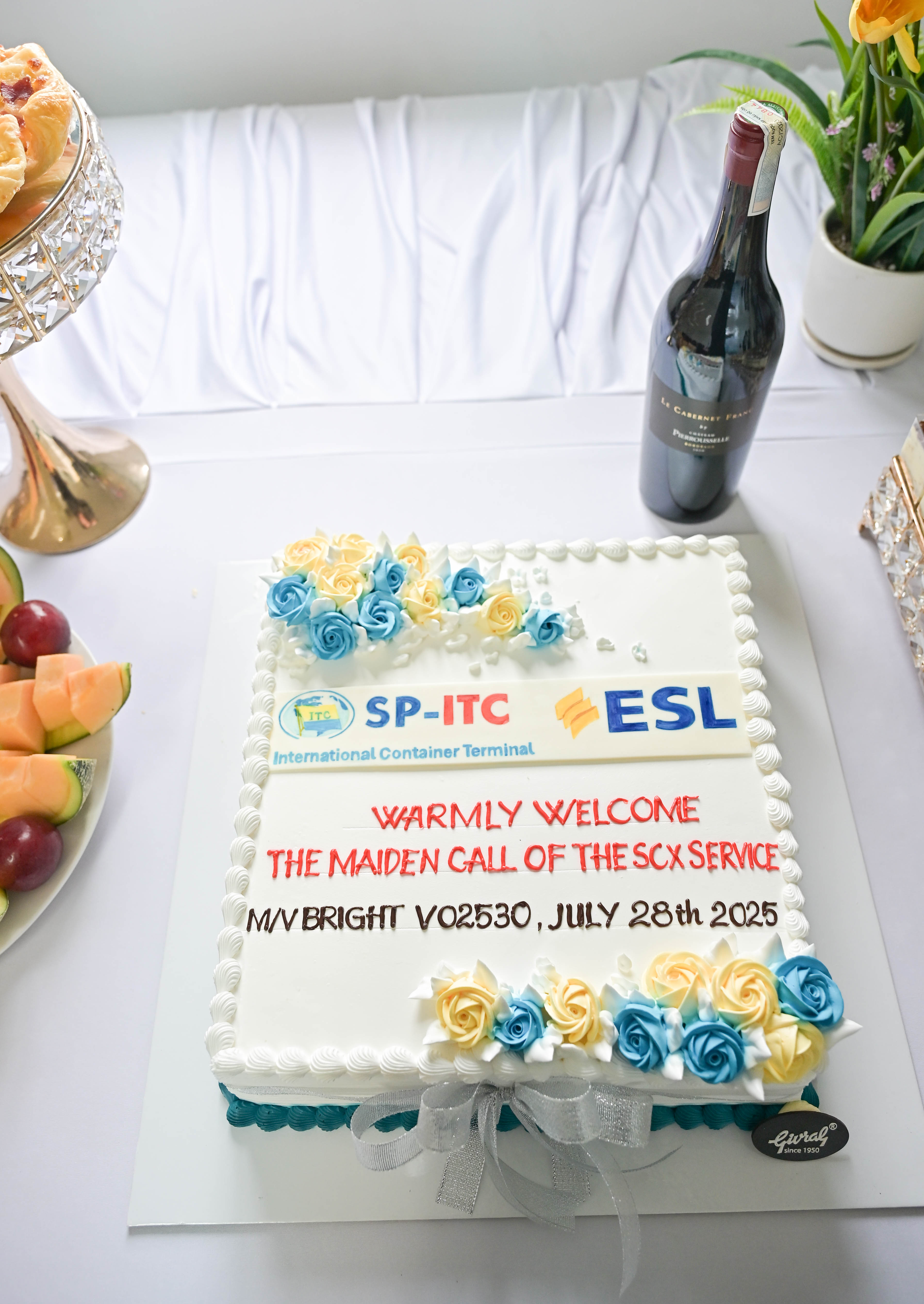 Cảng SP-ITC tiếp nhận tuyến dịch vụ SCX của hãng tàu ESL